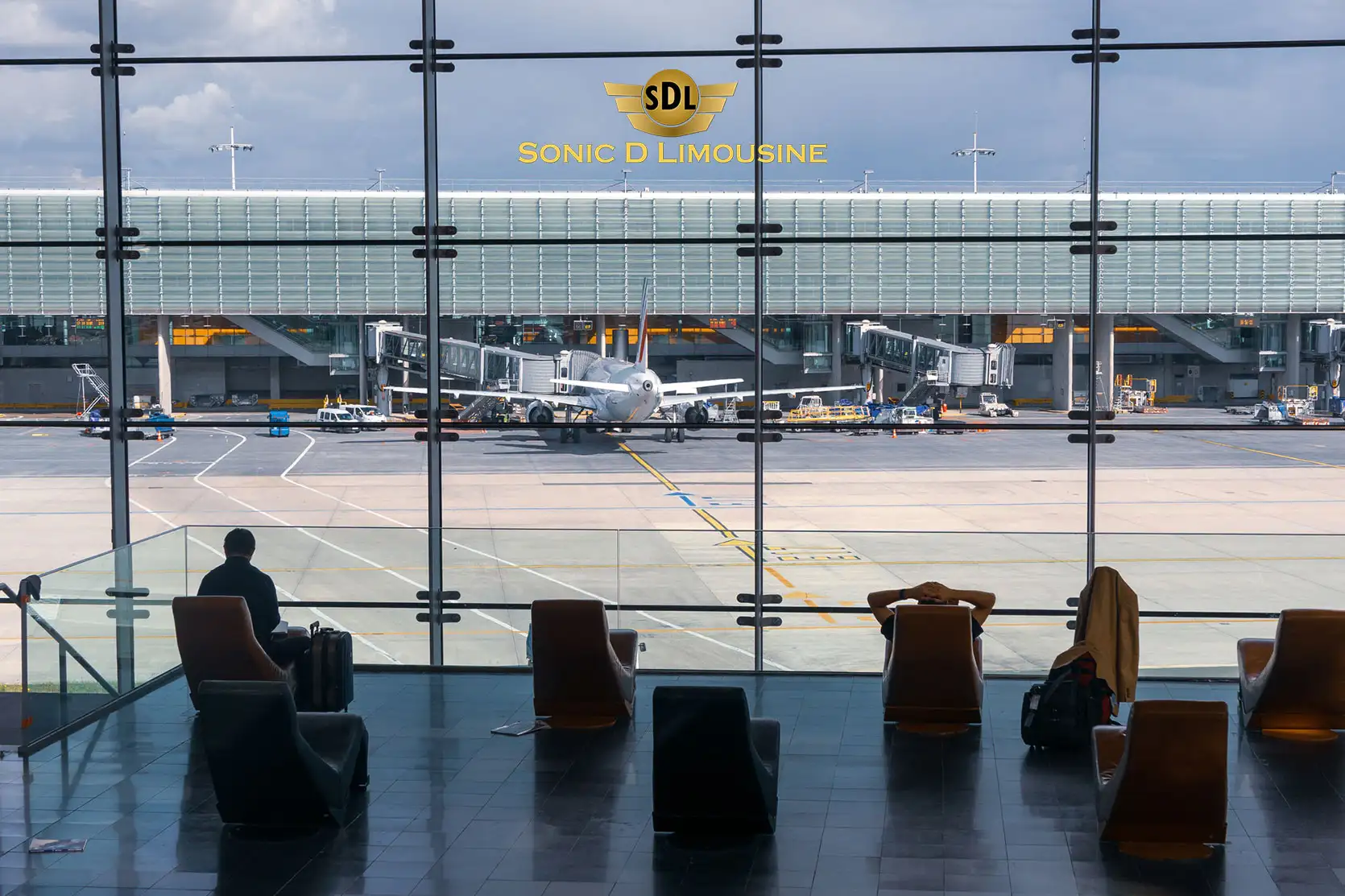 Sonic D Limo: Your 100% Reliable Airport Transfer to Paris Charles de ...
